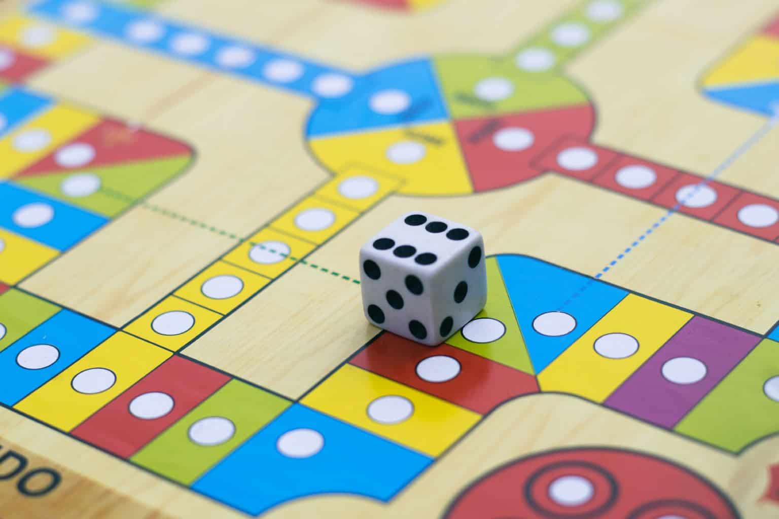 Jogos de tabuleiro famosos: conheça alguns e comece a partida